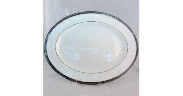 Lenox Landmark Platinum Platter 16 inch