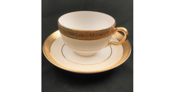 Minton Buckingham Cup & Saucer Sulgrave Shape