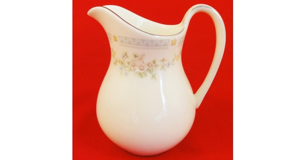 Royal Doulton Stephanie Creamer 4.75" tall